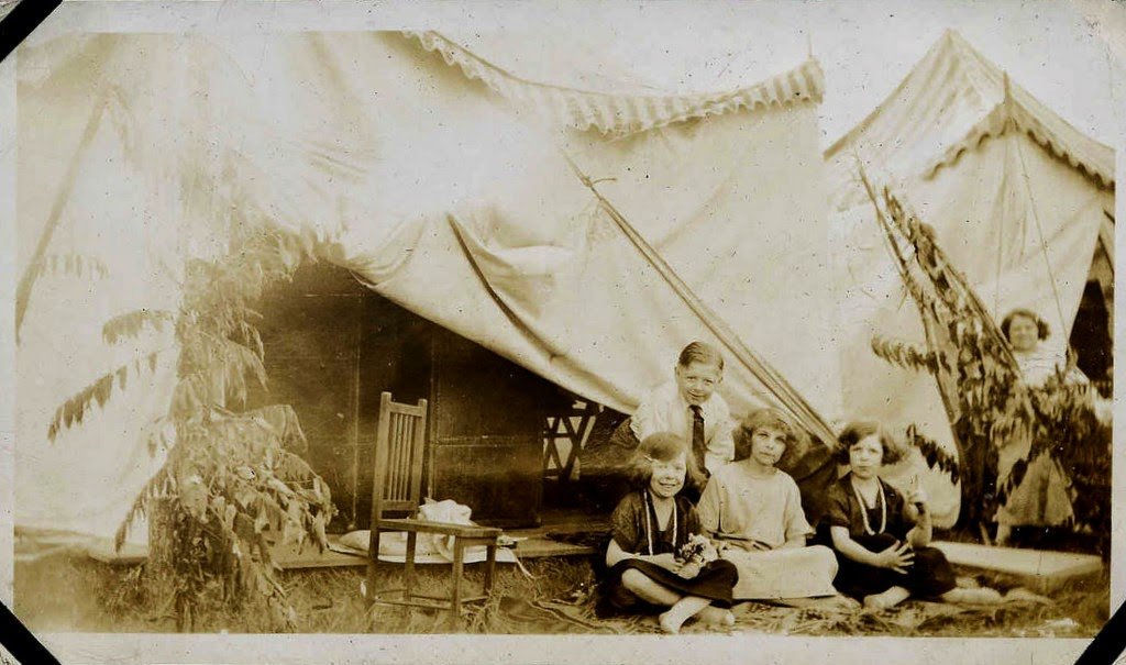 Photos Of The Burlesque Midget Performers Of The 1920s America - Art-Sheep
