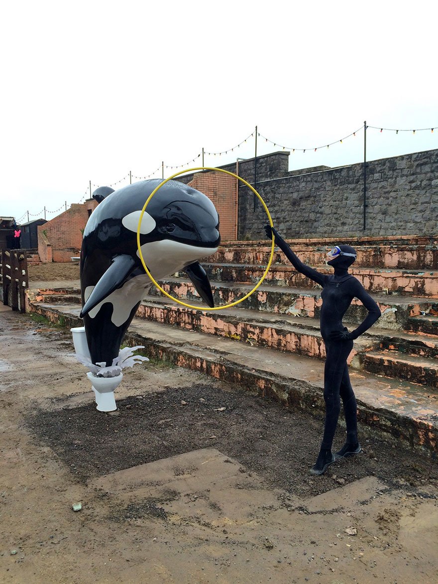 Dismaland: Banksy Creates A Dystopian Theme Park That Looks Like A ...