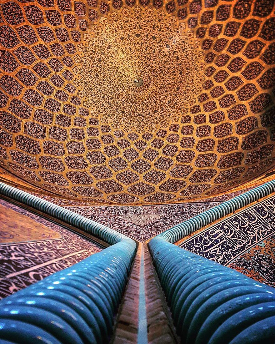 Capturing The Hypnotizing Beauty of Iranian Mosque Architecture | Art-Sheep