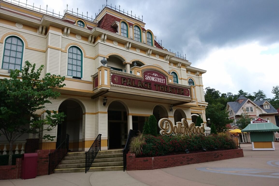 "No Shave": Thousands Of Women Embracing Their Body Hair - Art-Sheep